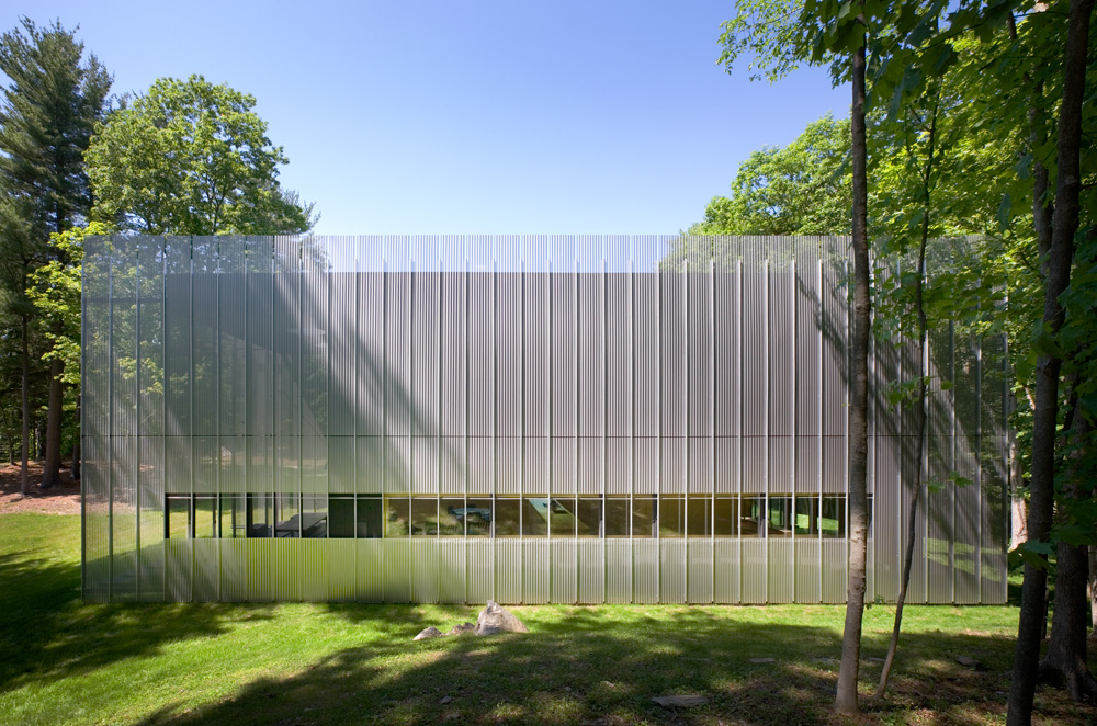 Thomas Phifer's Ethereal Woodland Retreat Hides Behind a Rippled Silver ...