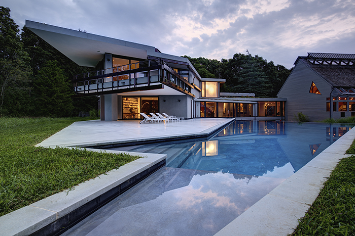 Angular Design Dominates this East Hampton Home Renovation by Maziar ...