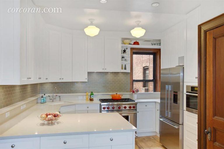 Gorgeous woodwork abounds at this $1.25M prewar co-op in Prospect ...
