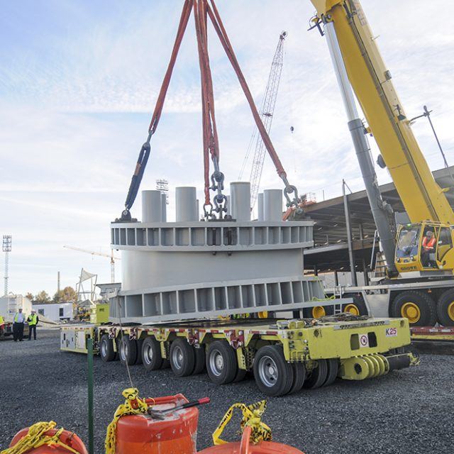 New York Wheel's first two pedestals arrive on Staten Island | 6sqft