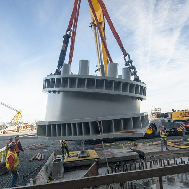 New York Wheel's first two pedestals arrive on Staten Island | 6sqft
