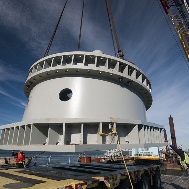 New York Wheel's first two pedestals arrive on Staten Island | 6sqft