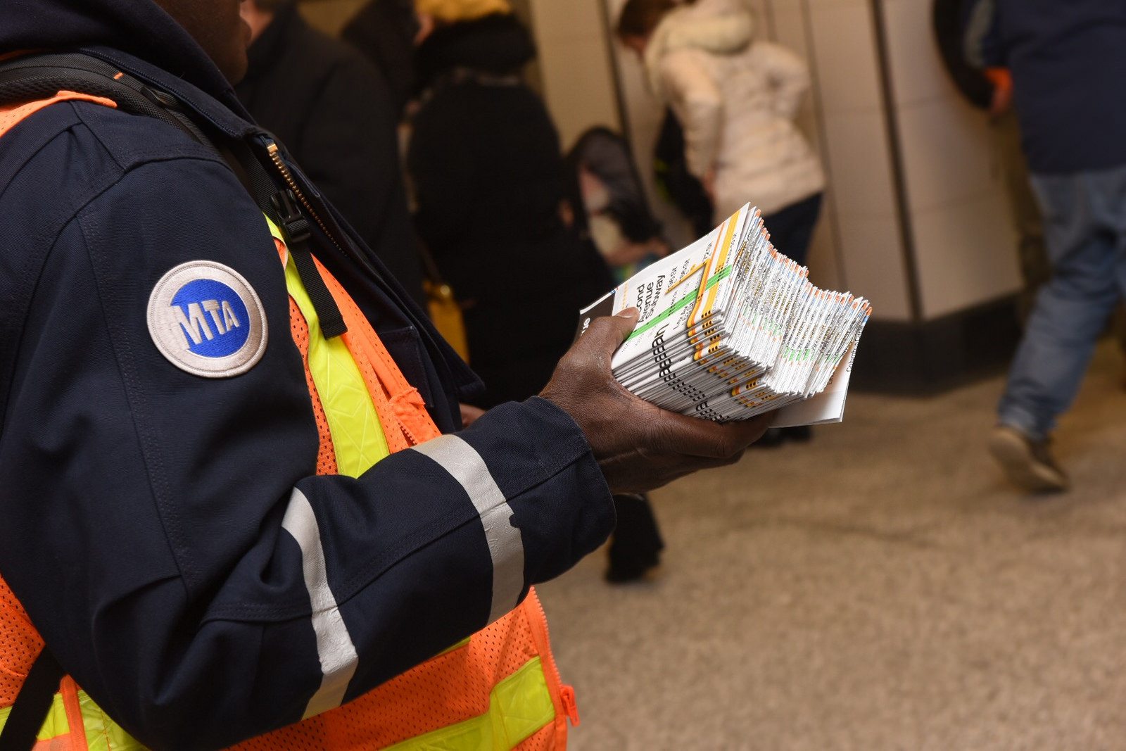 Contract expires for 44,000 NYC subway and bus workers | 6sqft