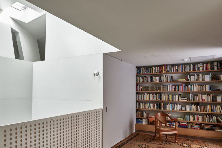 Historic Clinton Hill carriage house gets light from a 'sky volume' and ...