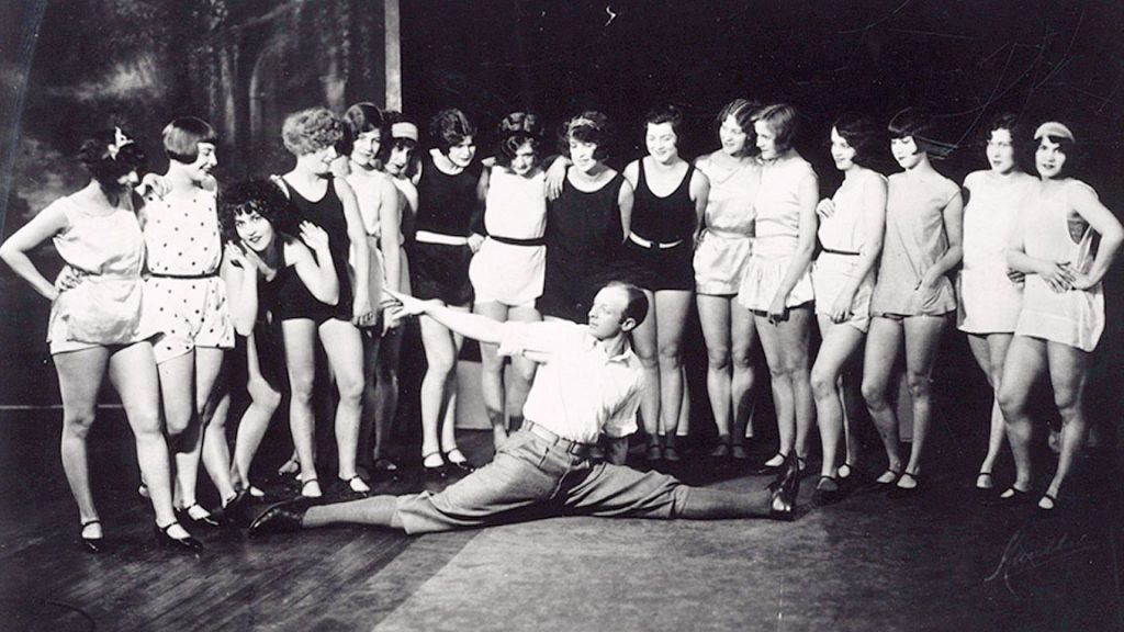 The history of the Rockettes: From St. Louis to Radio City | 6sqft