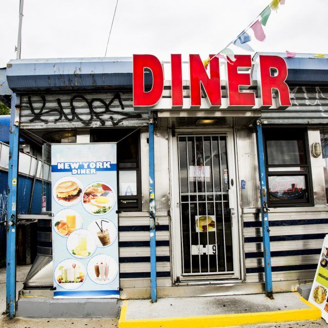 The Urban Lens: The quest to document every diner in NYC | 6sqft