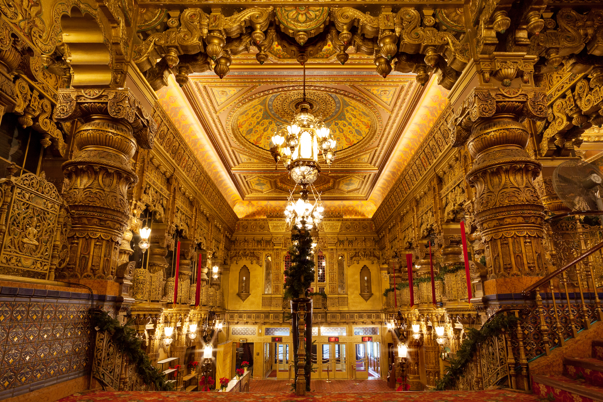 Behind the scenes at the United Palace, Washington Heights' opulent ...