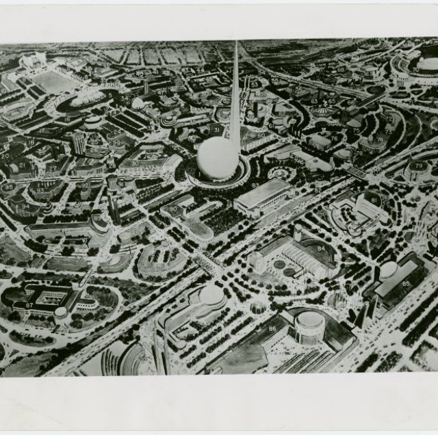Historic photos take you back to the 1939 New York World’s Fair in ...