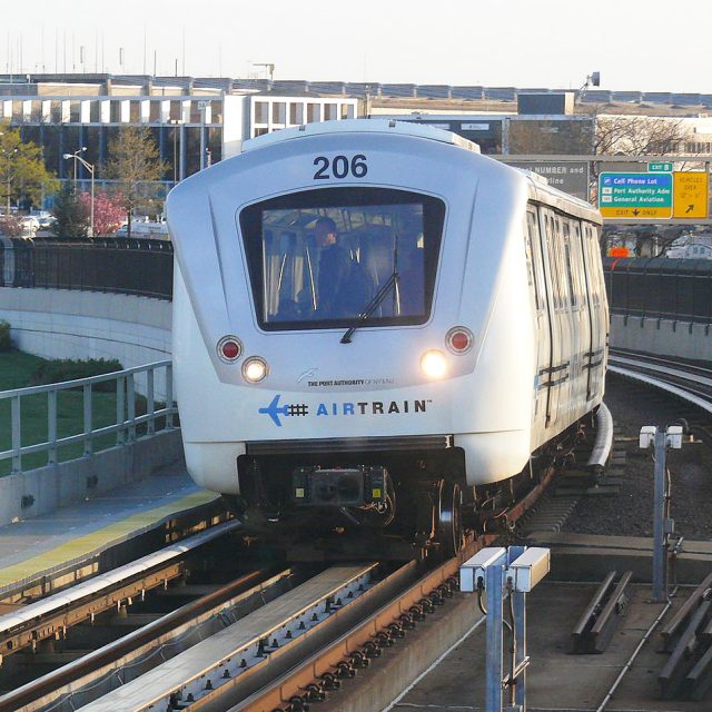 Jessica Helgerson-Designed Brooklyn Brownstone Features Colorful Modern ...