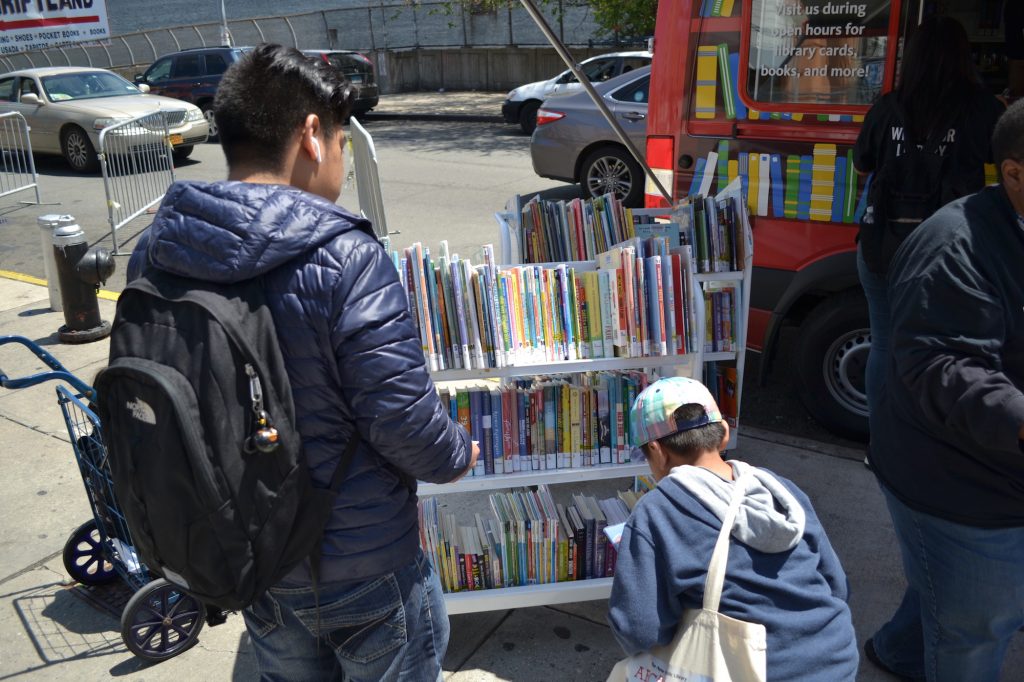 NYPL officially rolls out new bookmobile in time for summer | 6sqft