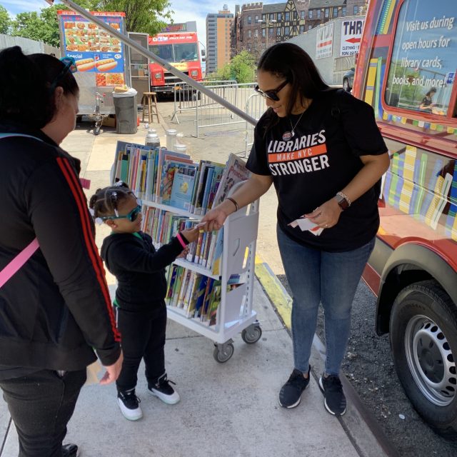 NYPL officially rolls out new bookmobile in time for summer | 6sqft