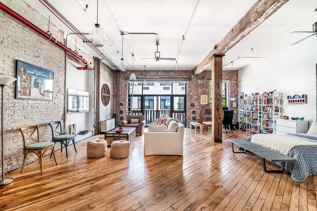 For $6K/month, a trendy loft studio with a piano in Williamsburg's ...