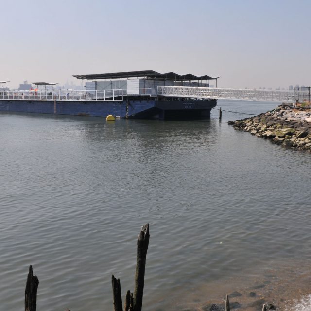Did you know the country's only floating pool is in the Bronx? | 6sqft