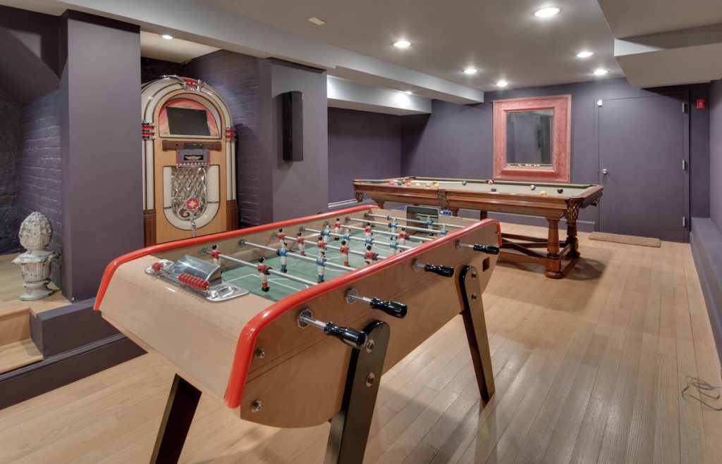 For $20M, a beautiful townhouse-carriage house combo in Brooklyn ...