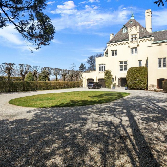 French chateau on the Connecticut coast asks $4.5M | 6sqft