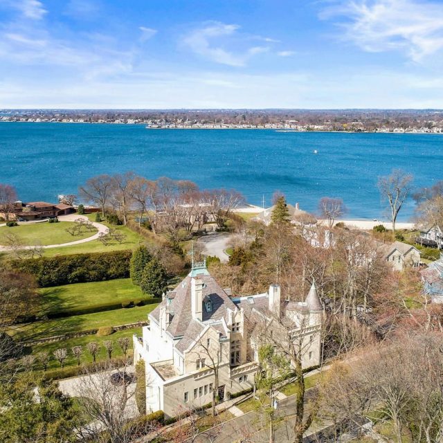 French chateau on the Connecticut coast asks $4.5M | 6sqft