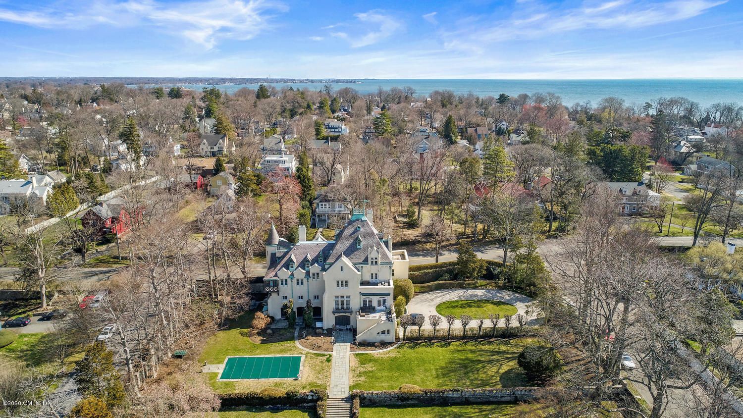 French chateau on the Connecticut coast asks $4.5M | 6sqft