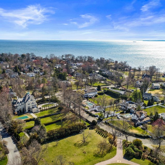 French chateau on the Connecticut coast asks $4.5M | 6sqft