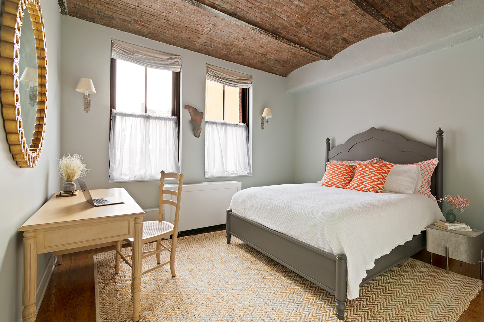 $3M Brooklyn Heights triplex is a modern oasis with original barrel ...