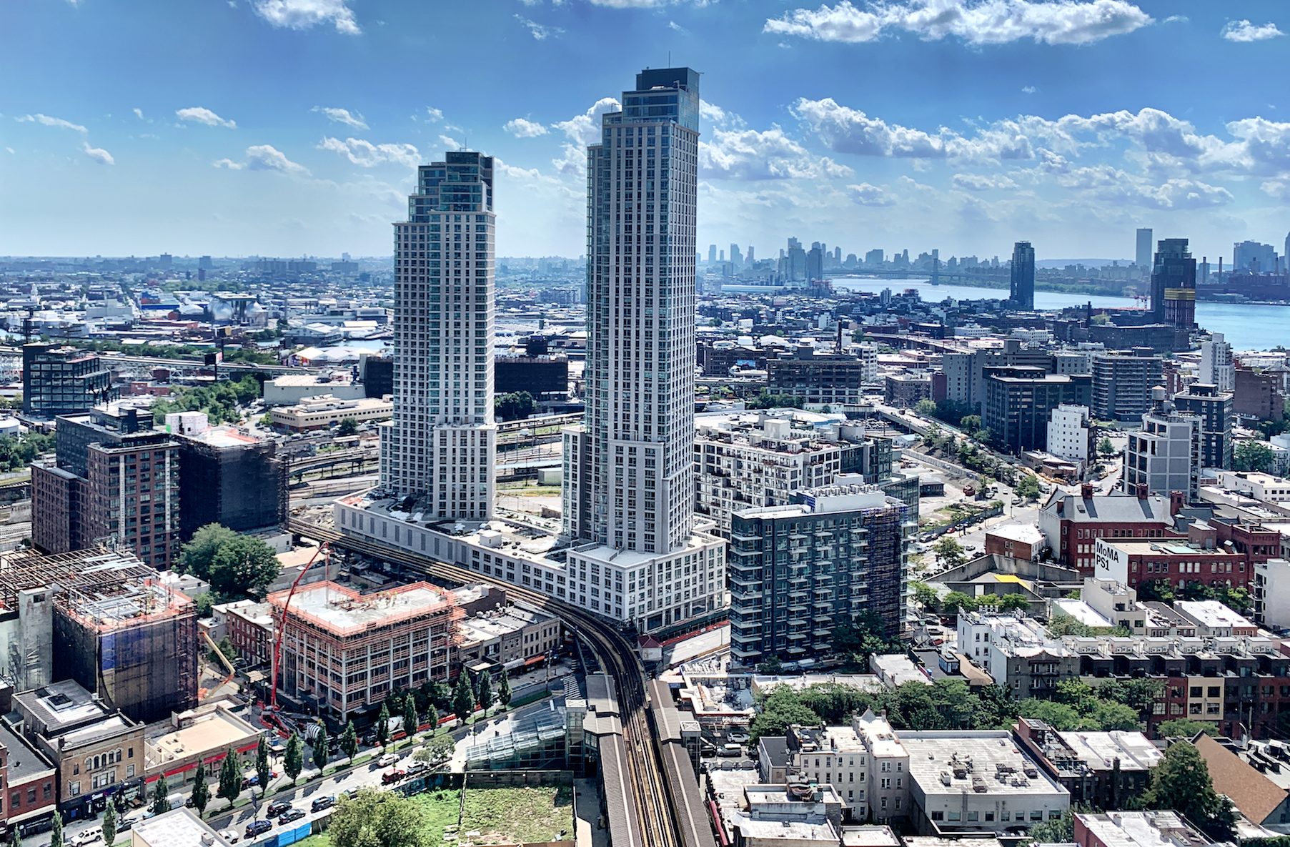 Lottery opens for 330 middle-income units at 5Pointz towers in Long ...