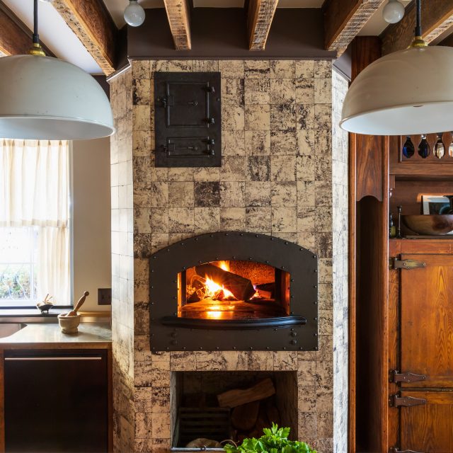 Historic Brooklyn Heights house from the movie 'Moonstruck' hits the ...