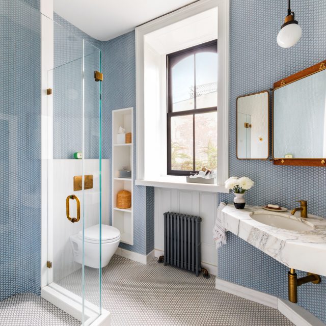 Historic Brooklyn Heights house from the movie 'Moonstruck' hits the ...