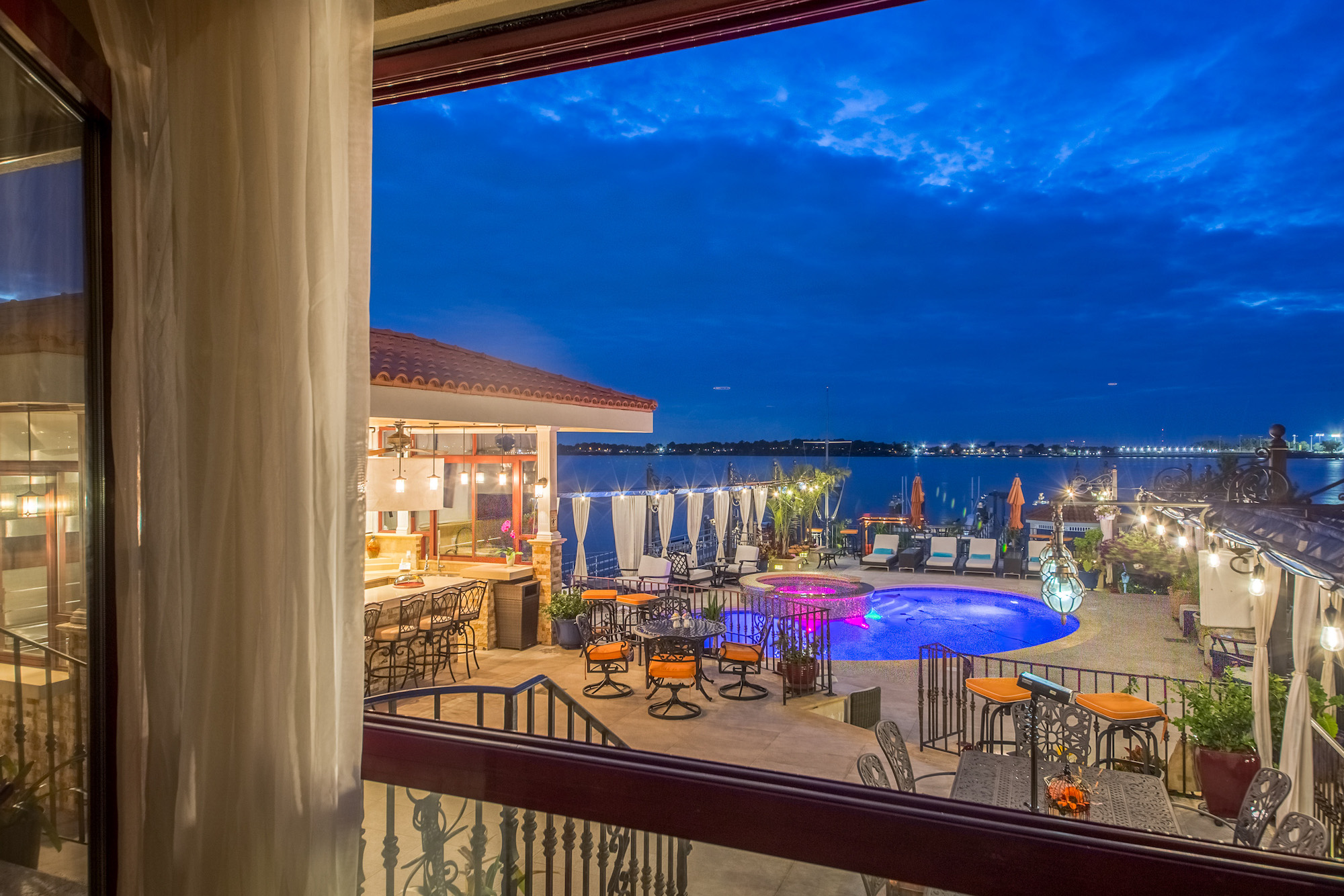 $6M Beechhurst home is like a waterfront Mediterranean villa in Queens ...