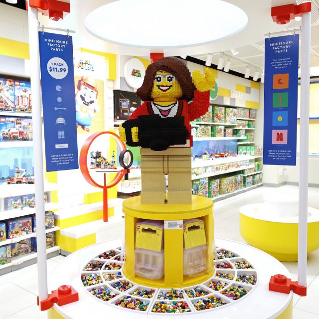 Huge new LEGO flagship opens at Rockefeller Center | 6sqft