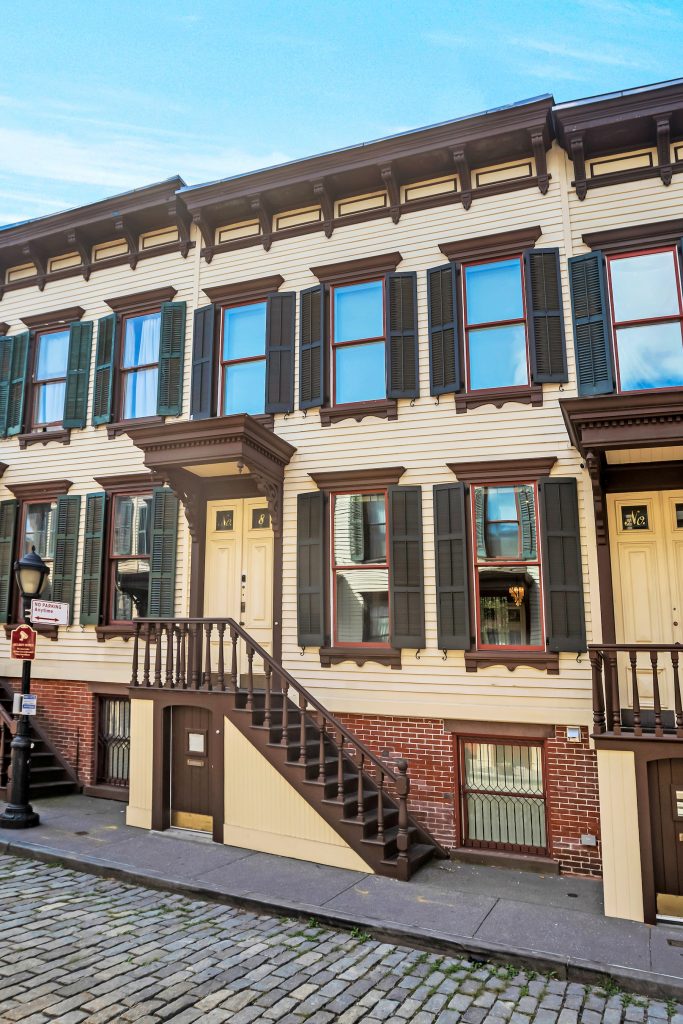 On Washington Heights' hidden Sylvan Terrace, a modernized wooden ...