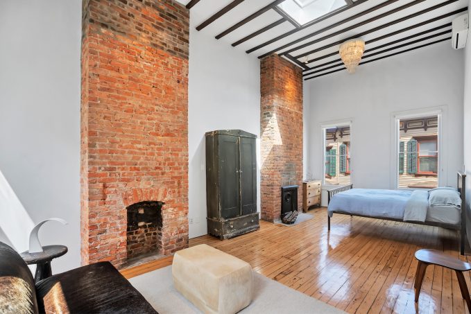 On Washington Heights' hidden Sylvan Terrace, a modernized wooden ...