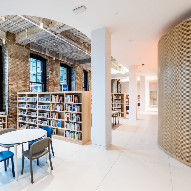 Brooklyn Public Library opens new branch under the Manhattan Bridge in ...