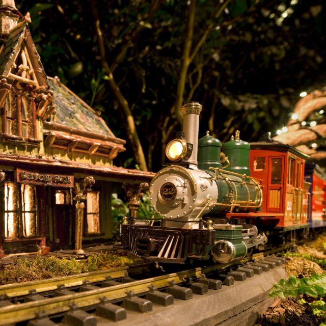 30th annual holiday train show returns to NYBG with more than 190 ...