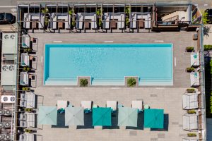 NYC's best rooftop hotel pools offering day passes | 6sqft