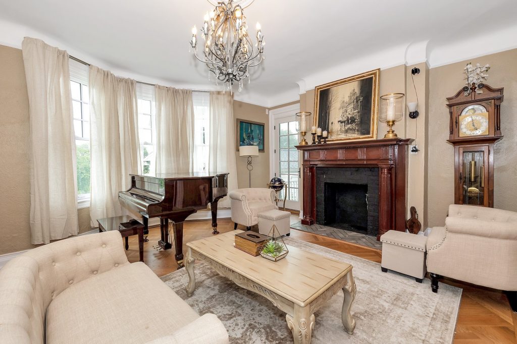 Yankee legend Lou Gehrig's former New Rochelle home is back on the ...