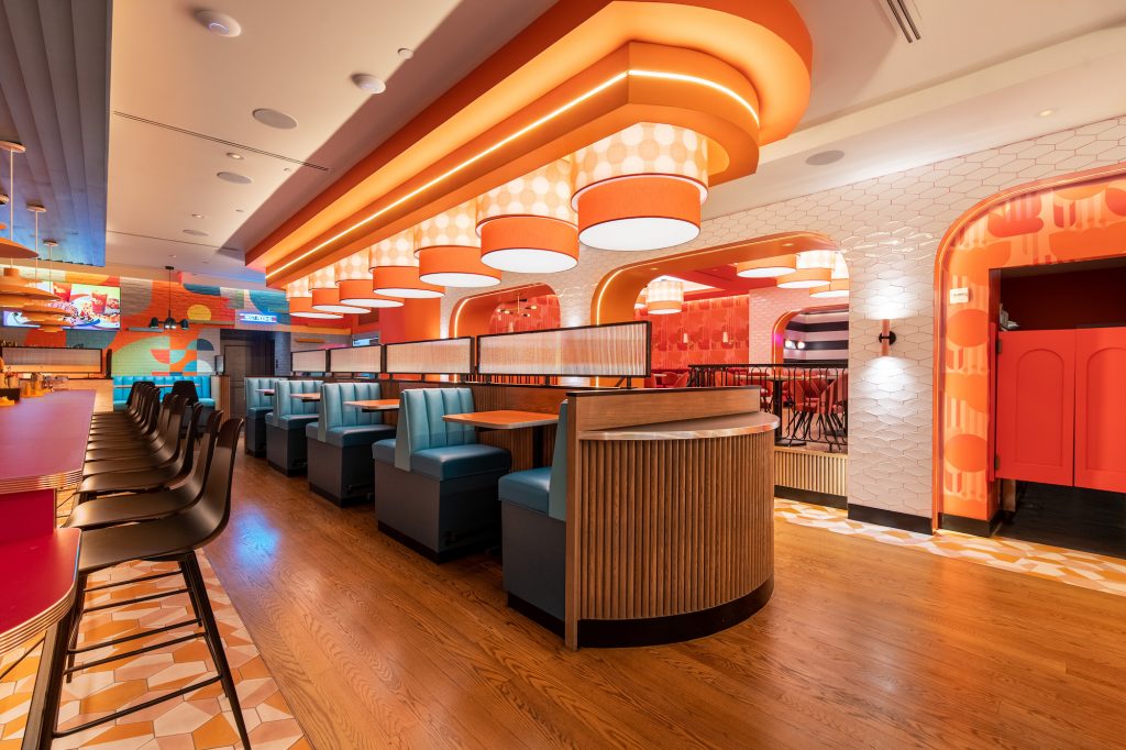 Inside Peachy Keen, a '70s-inspired Times Square restaurant with far out decor and comfort food ...