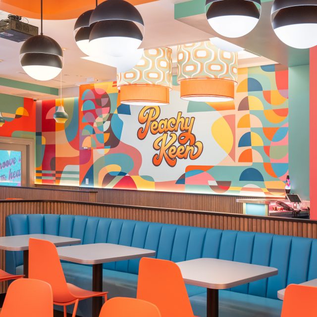 Inside Peachy Keen, a '70s-inspired Times Square restaurant with far ...