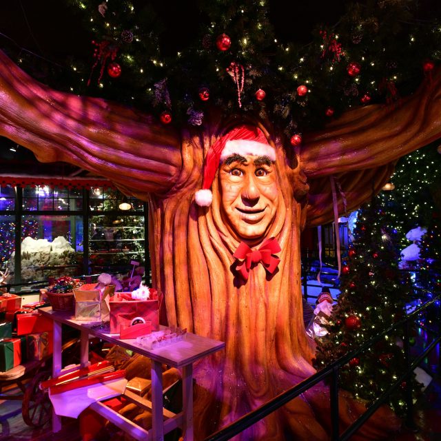 Macy's Santaland: A 161-year-old tradition that brings holiday magic to ...