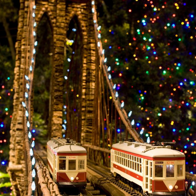 Inside the NYBG's Holiday Train Show, a whimsical tribute to NYC | 6sqft