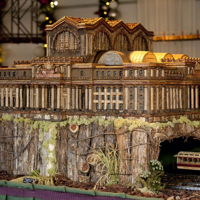 Inside the NYBG's Holiday Train Show, a whimsical tribute to NYC | 6sqft