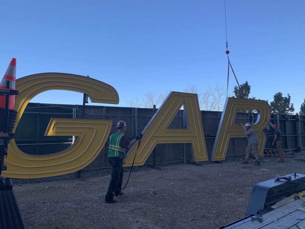 Iconic yellow 'Domino Sugar' sign returns to Brooklyn | 6sqft