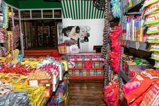 Lower East Side icon Economy Candy is opening new store in Chelsea ...